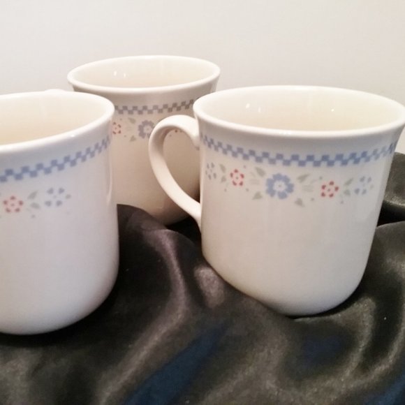 Corningware | Dining | Corning Cups | Poshmark